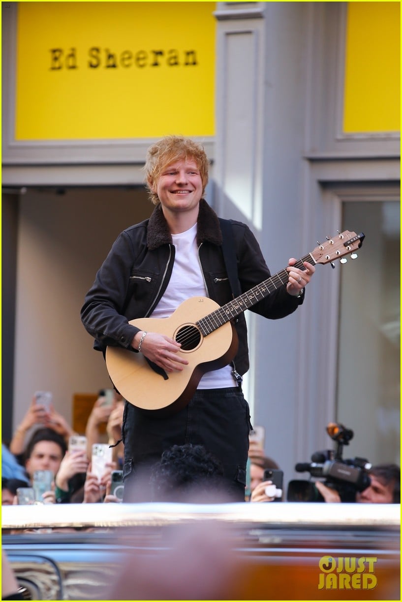 Ed Sheeran Performs Surprise Pop-Up Sets in New York & LA - See the ...