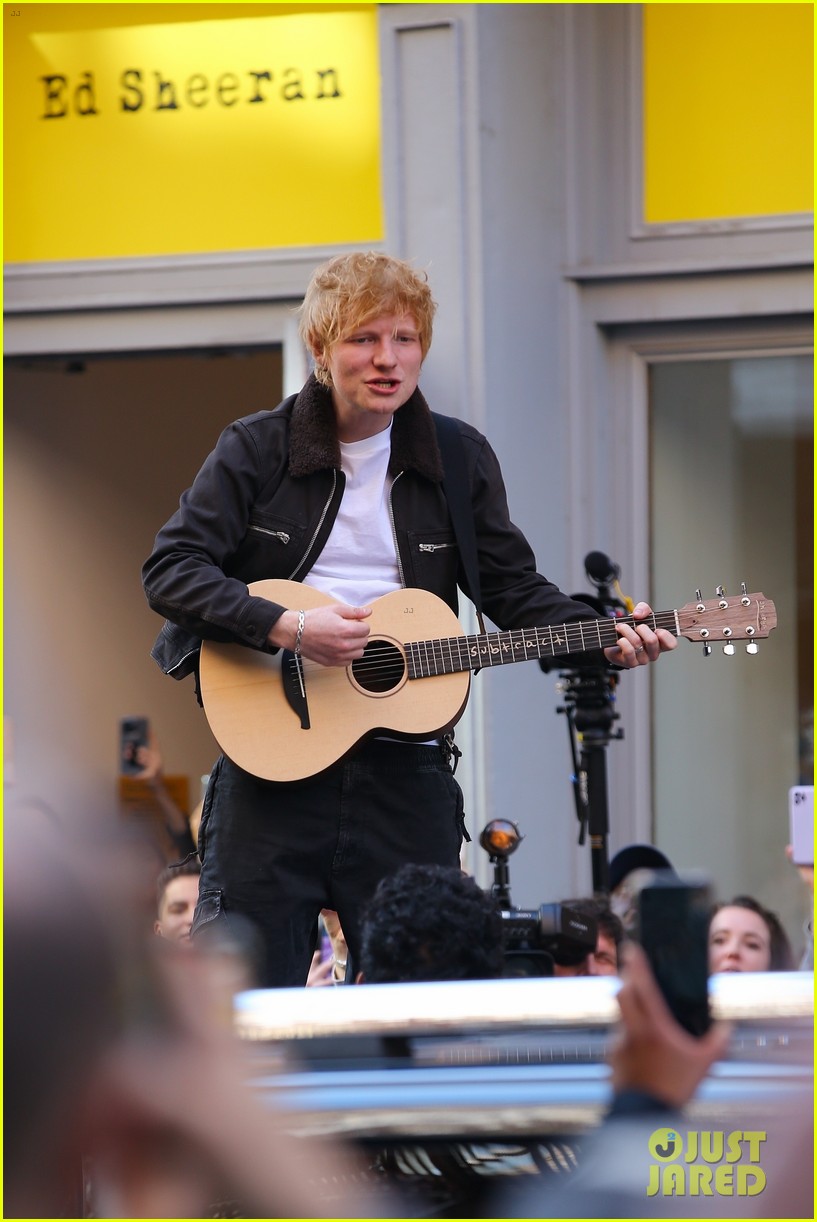 Ed Sheeran Performs Surprise Pop-Up Sets in New York & LA - See the ...