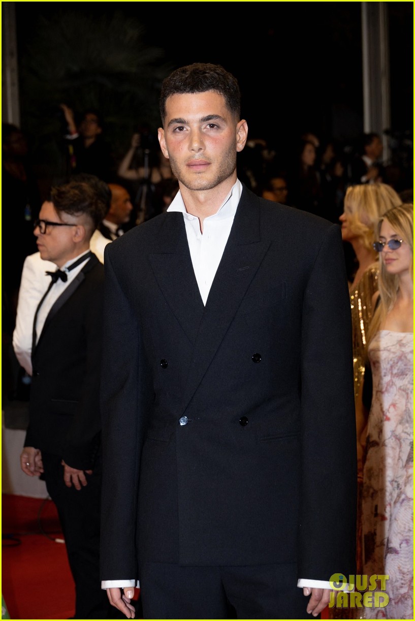 The Weeknd's Girlfriend Simi Khadra Walks Red Carpet Separately at 'The ...