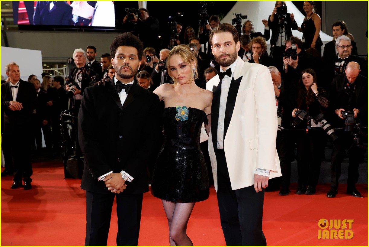 The Weeknd's Girlfriend Simi Khadra Walks Red Carpet Separately at 'The ...