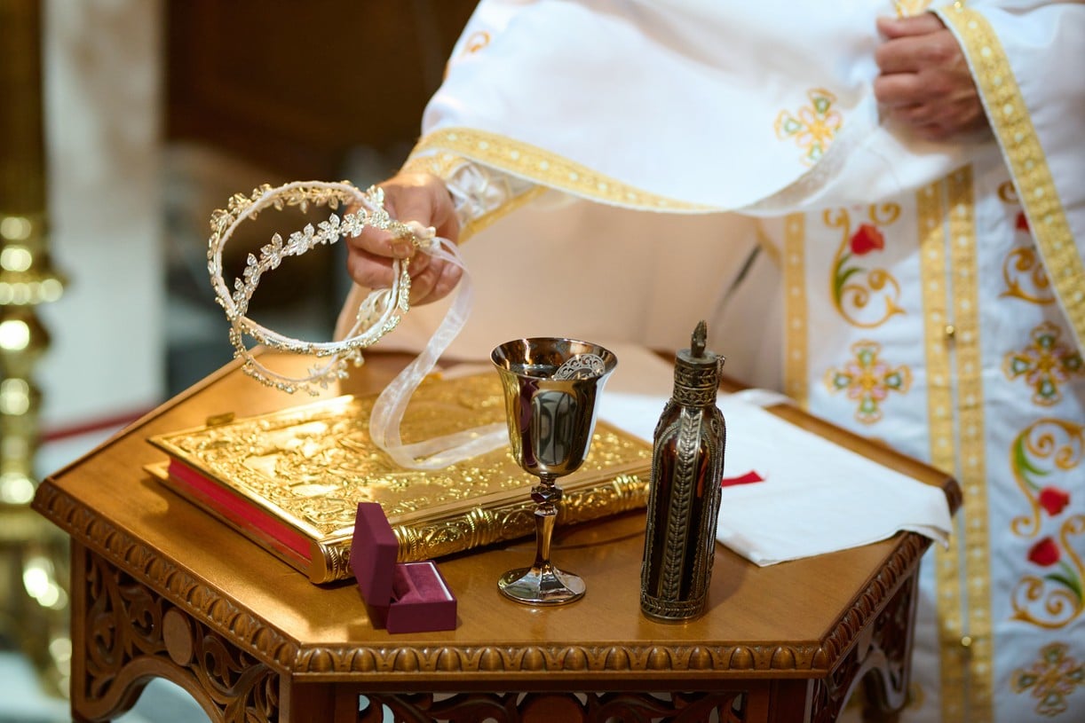 Torrey DeVitto Has A Picture Perfect Proposal in Hallmark Channel's ...