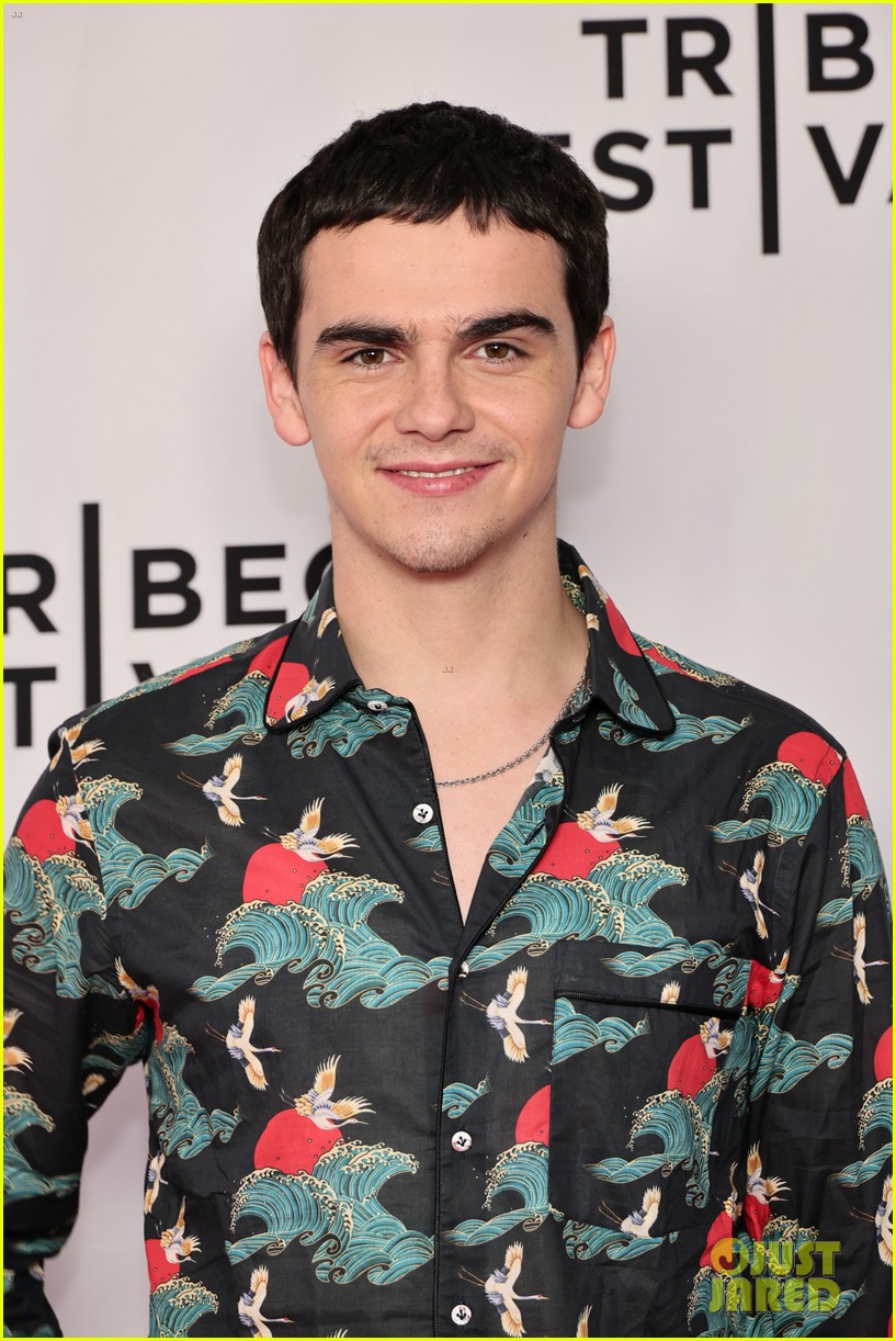 Vanessa Hudgens, Lily Rabe, & More Kick Off Tribeca Film Festival 2023 ...