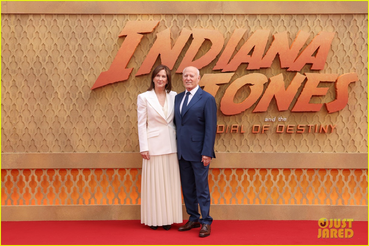 Here's Why Harrison Ford Thanked Tom Selleck While Talking About ...