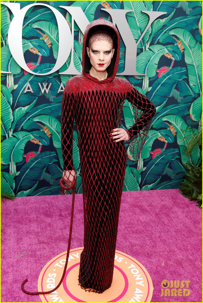 'Into the Woods' Producer Jordan Roth Makes a Splash With Otherworldly ...