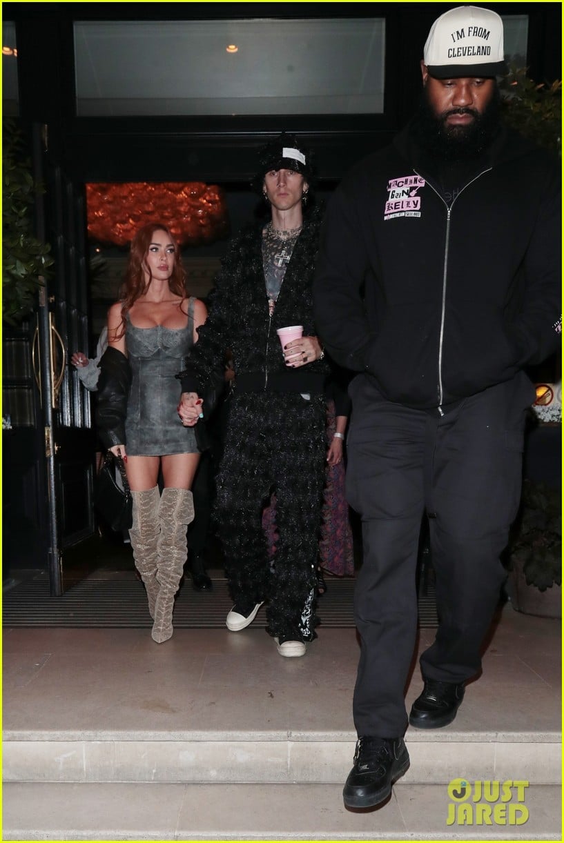Megan Fox & Machine Gun Kelly Hold Hands on Dinner Date in London ...