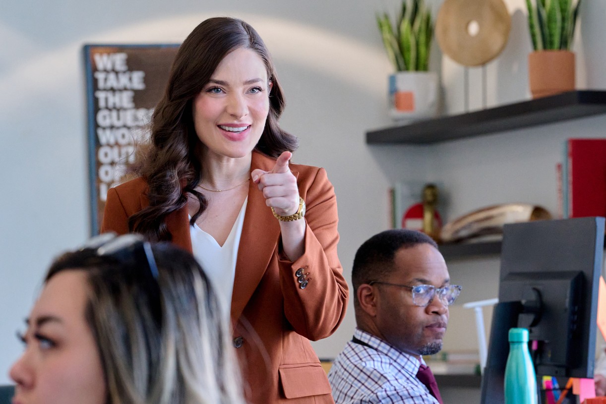 Eva Bourne & Rushi Kota Talk Bringing First South Asian Romance To ...