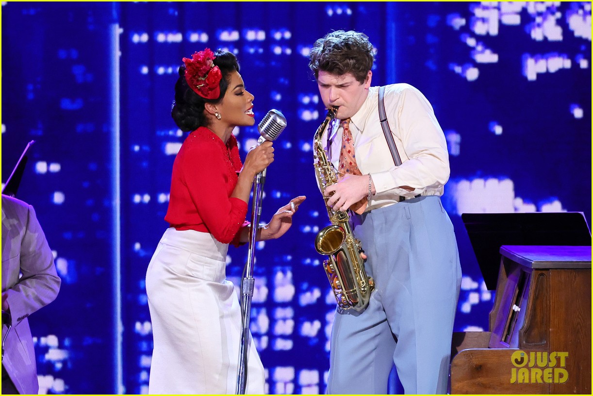 'New York New York' Stars Anna Uzele & Colton Ryan Seal Tony Awards ...