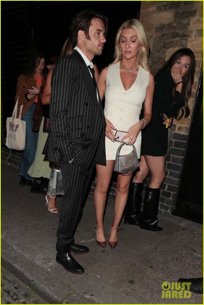 Liam Payne & Kate Cassidy Keep Close in London Following Split Reports ...