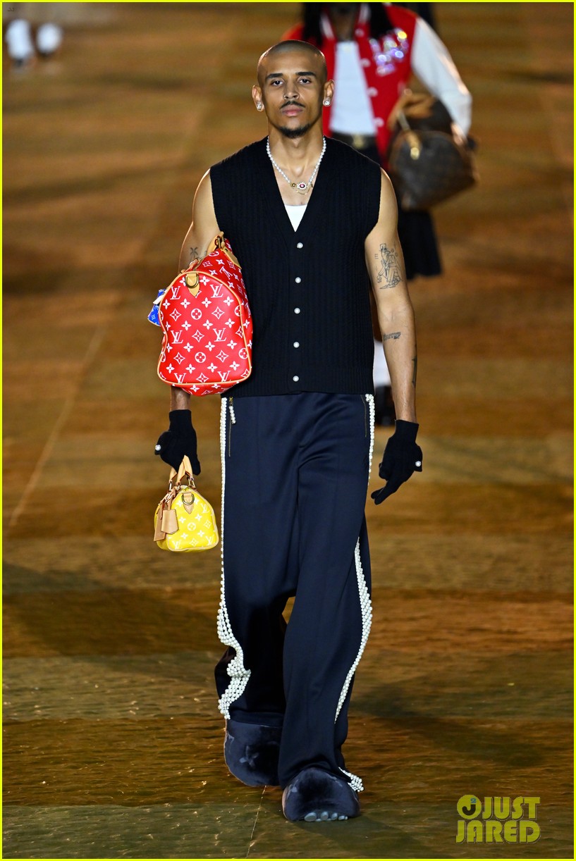 Photo: pharrell williams louis vuitton show 013 | Photo 4947526 | Just ...