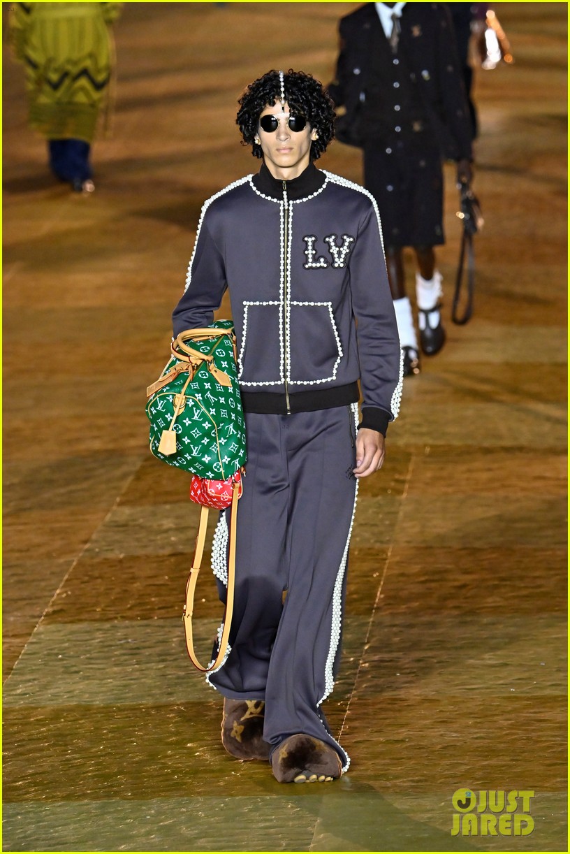 Photo: pharrell williams louis vuitton show 023 | Photo 4947536 | Just ...