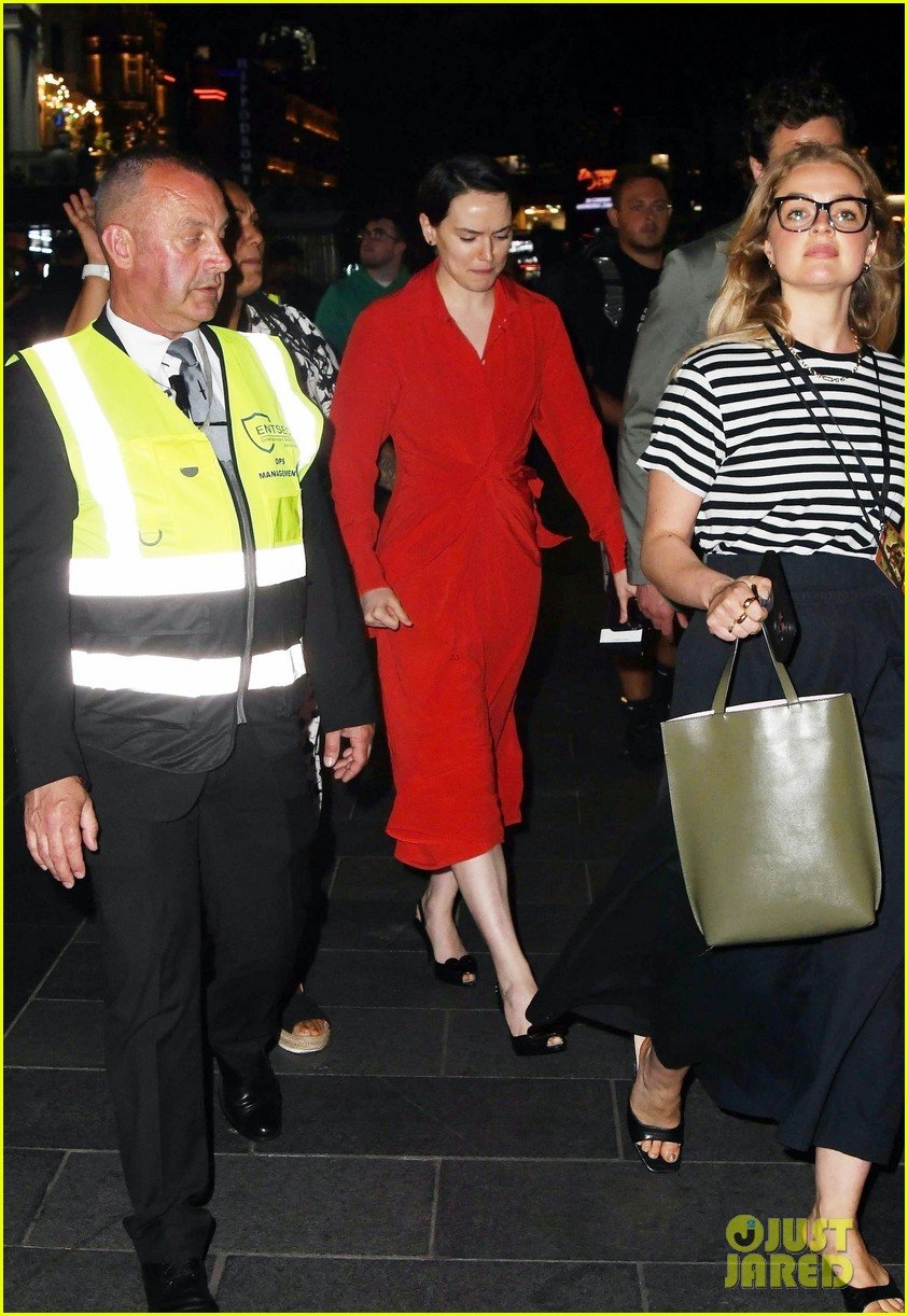 Daisy Ridley Makes Rare Appearance with Husband Tom Bateman, Supports ...