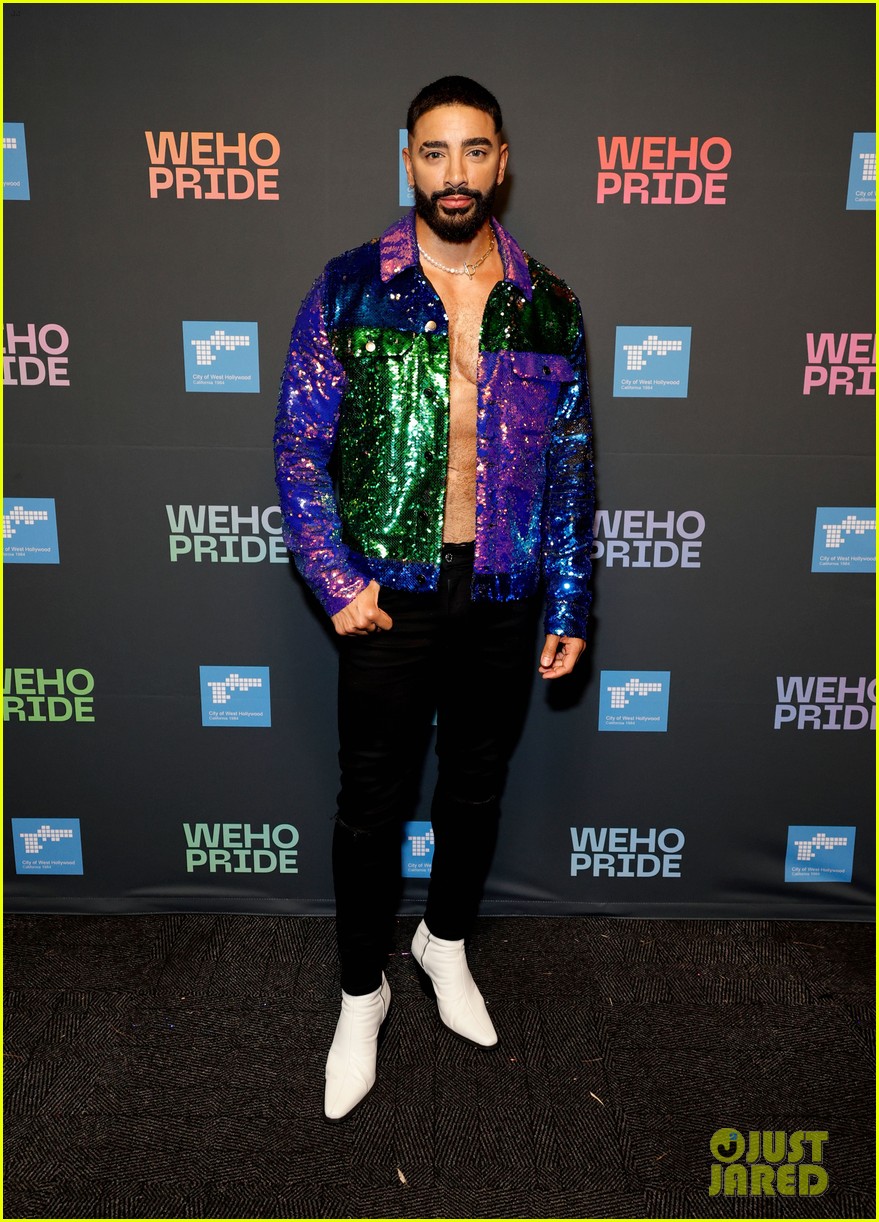 Melissa McCarthy & Niecy Nash-Betts are WeHo Pride Parade Icons with ...