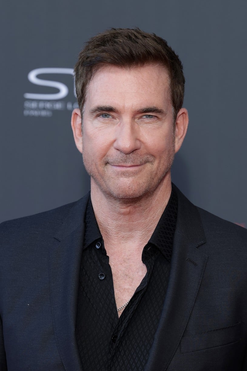 FBI's Zeeko Zaki Kisses Fiancee Renee Monaco During Monte Carlo TV ...