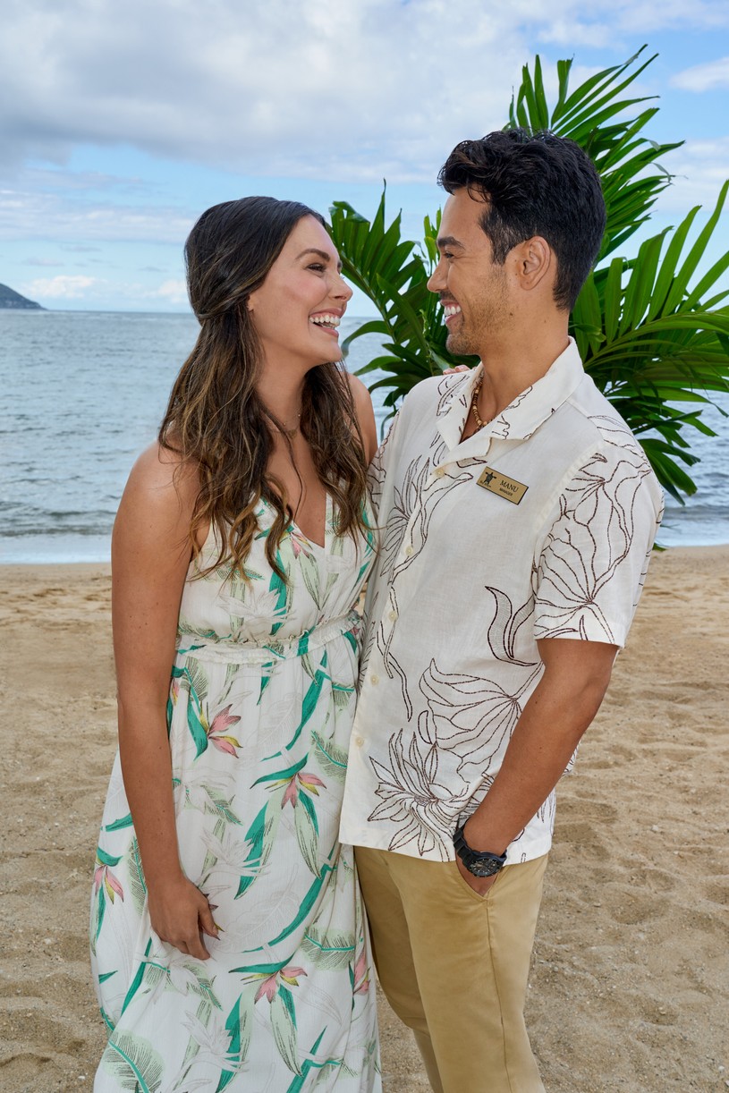 Taylor Cole & Kanoa Goo Kick Off Hallmark Channel's Summer Nights ...