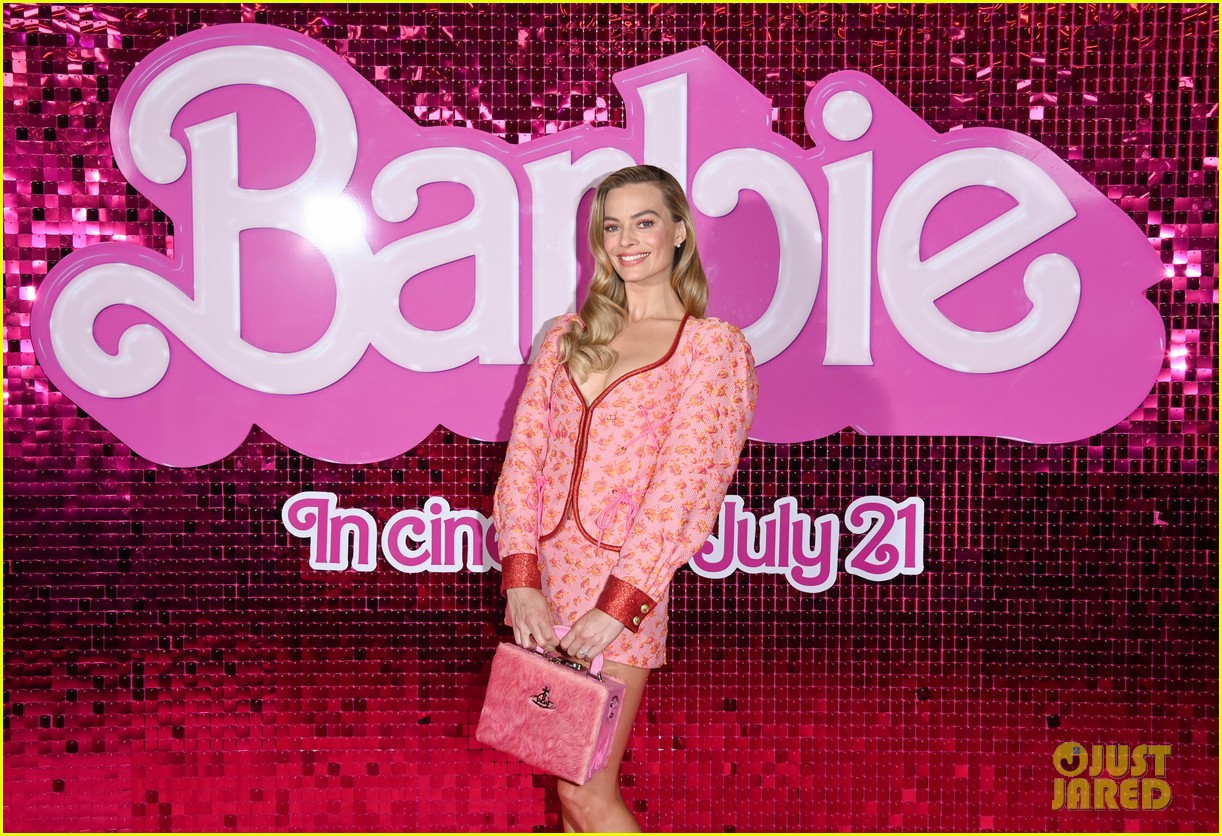 Margot Robbie Remains a Pink Dream at 'Barbie' London Photocall: Photo ...