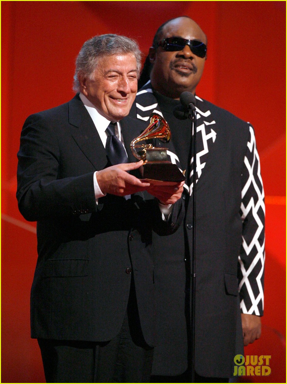 Tony Bennett Dead - Music Legend Passes Away at Age 96: Photo 4957106 ...