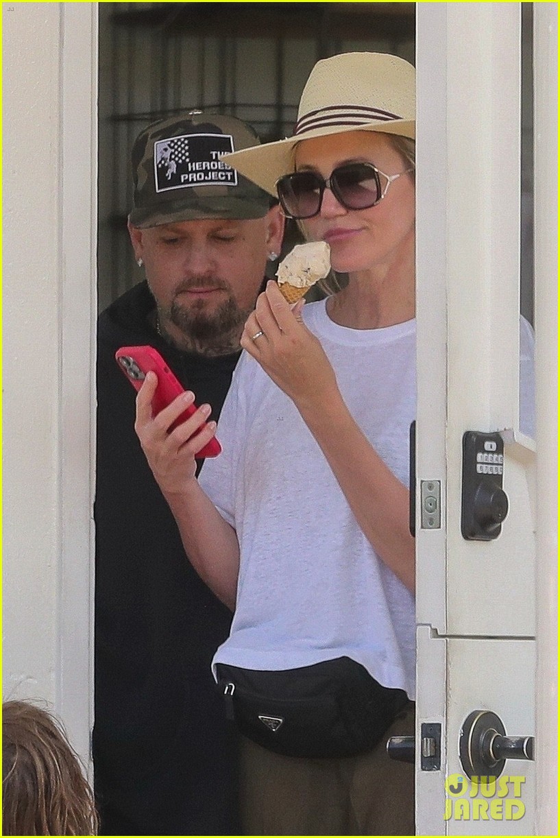 Cameron Diaz & Benji Madden Enjoy Ice Cream Date In Rare Sighting ...