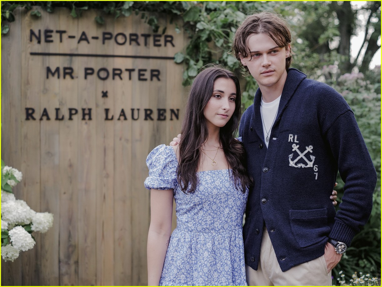 Emma Roberts & Dianna Agron Attend Star-Studded Dinner Hosted by Net-a ...