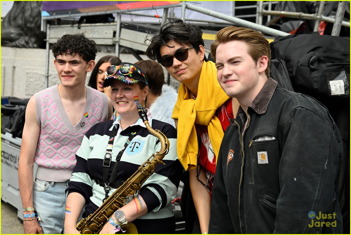 'Heartstopper' Cast Debuts Season Two Teaser at London Pride - Watch ...