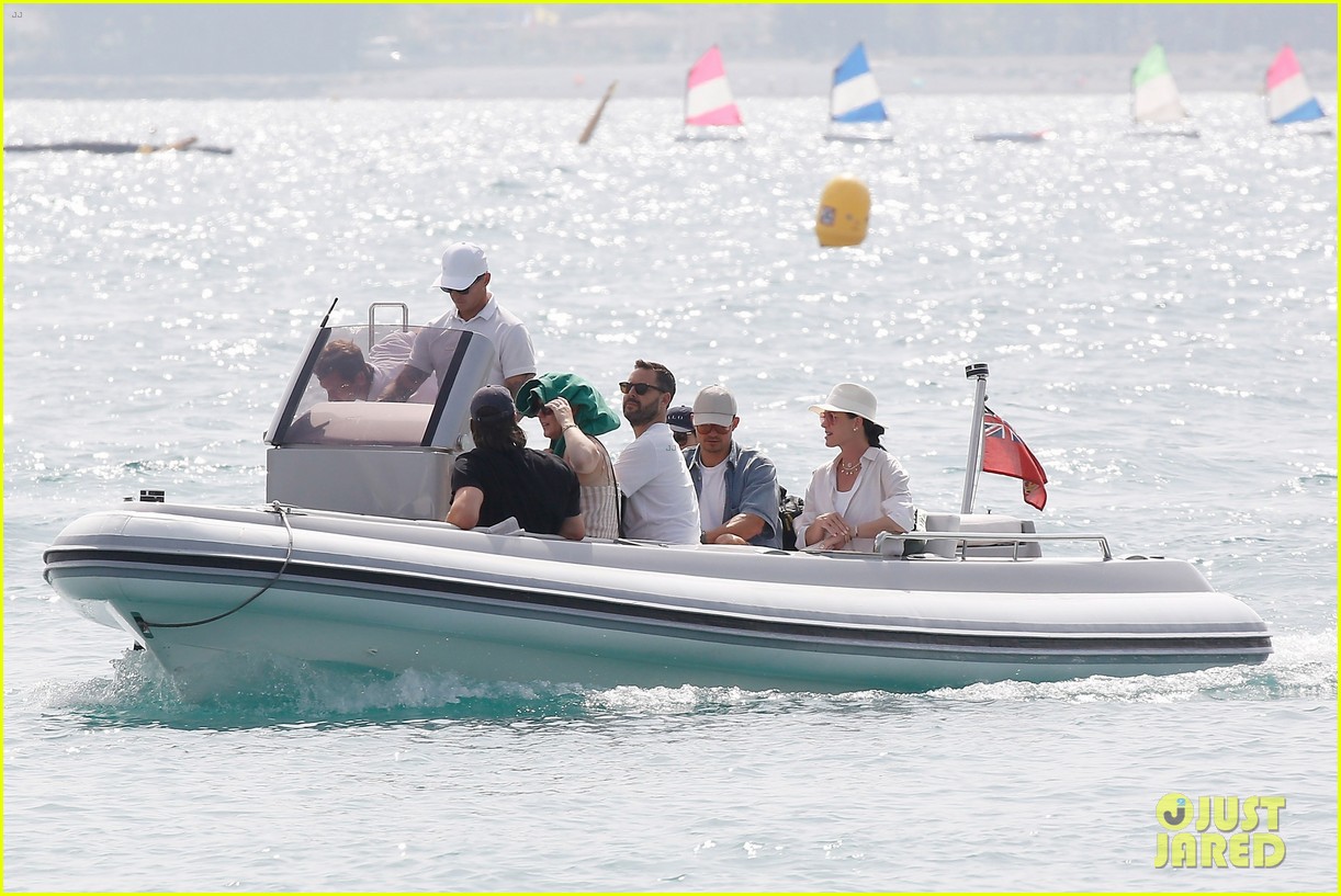 Katy Perry & Orlando Bloom Go for Boat Ride While Vacationing in South ...