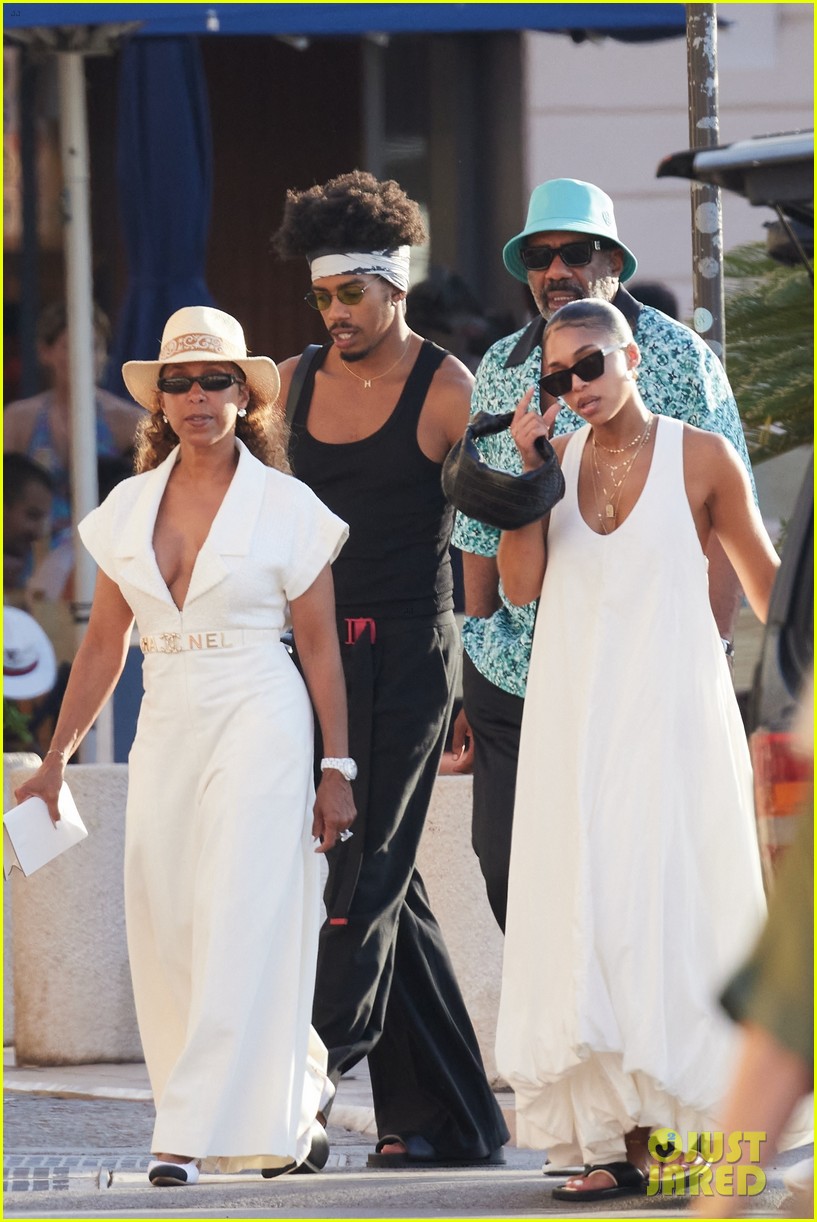 Lori Harvey & Damson Idris Soak Up The Sun On A Boat Ride in Saint ...