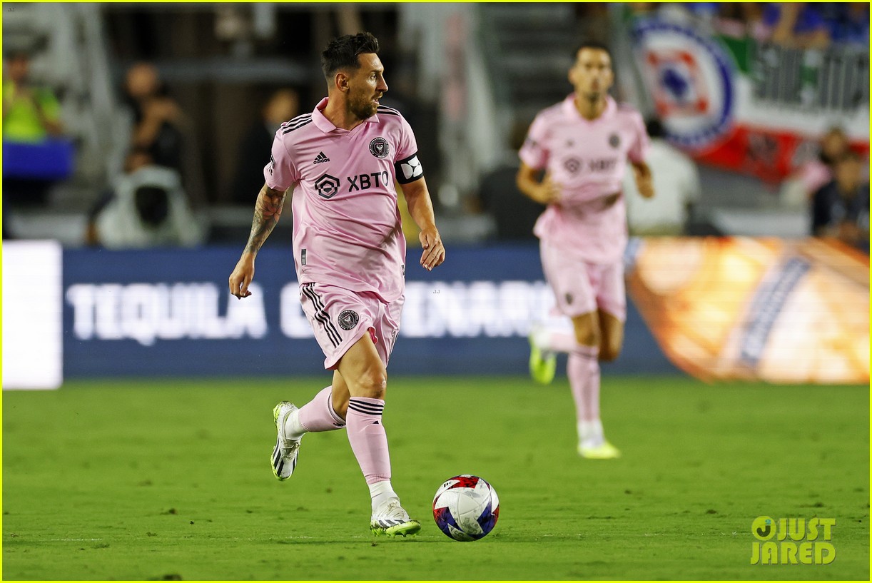 Lionel Messi Makes Game-Winning Goal In Inter Miami Debut - See The ...