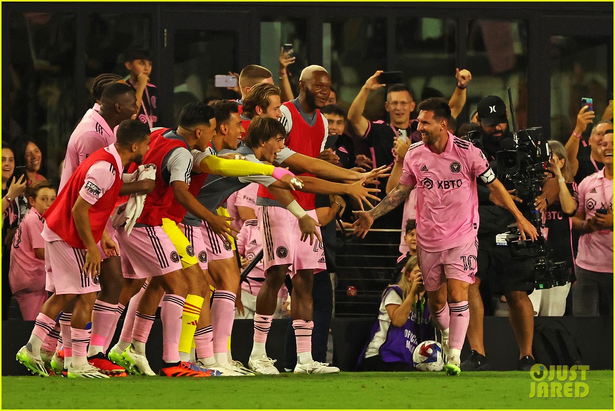 Lionel Messi Makes Game-Winning Goal In Inter Miami Debut - See The Pics!: Photo 4957333 ...