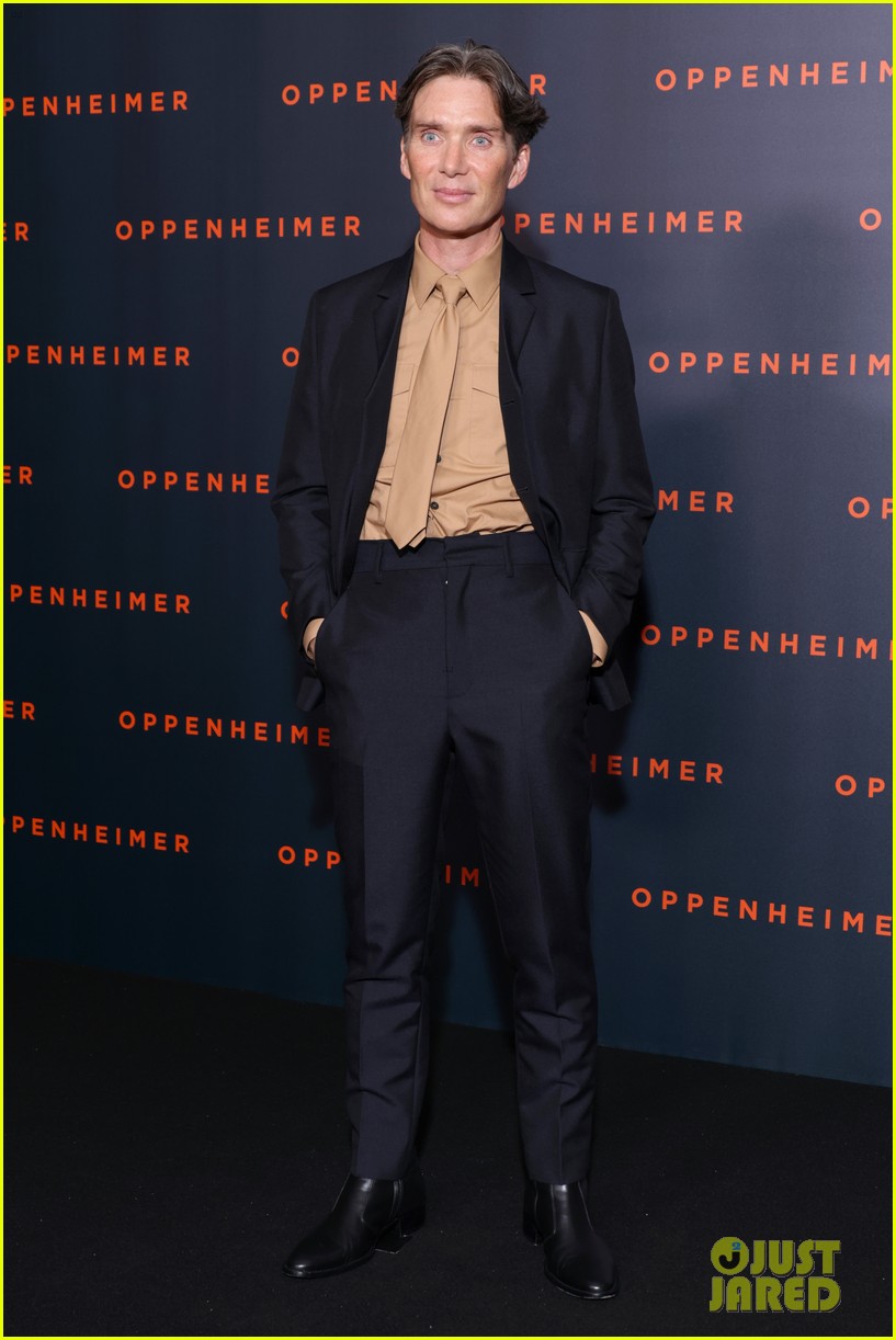 'Oppenheimer' Cast Makes First Red Carpet Appearance Together at Paris ...
