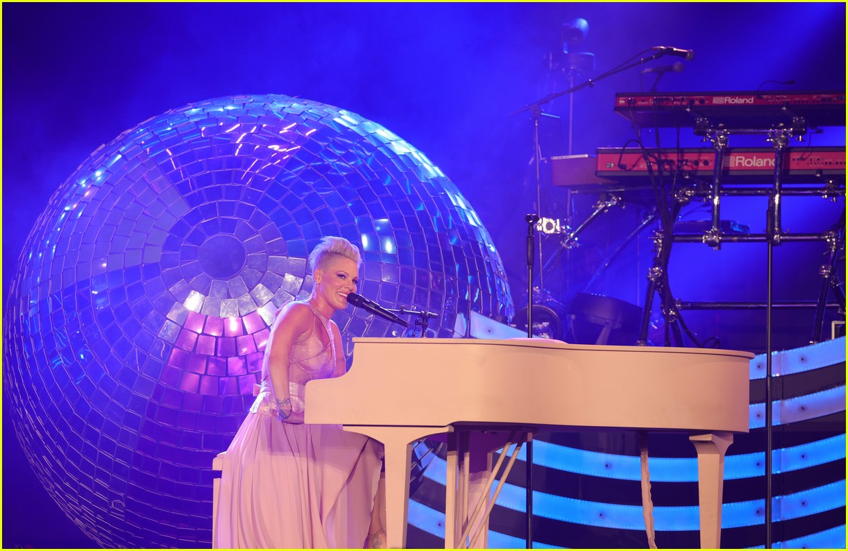 Pink's Set List for 2023 Shows Revealed After Summer Carnival Tour ...