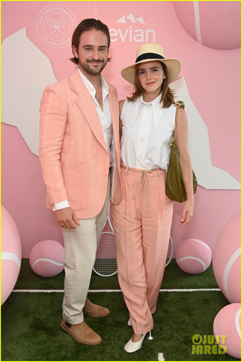 Brad Pitt Along with Daniel Craig, Rachel Weisz, & More Stars Attend ...