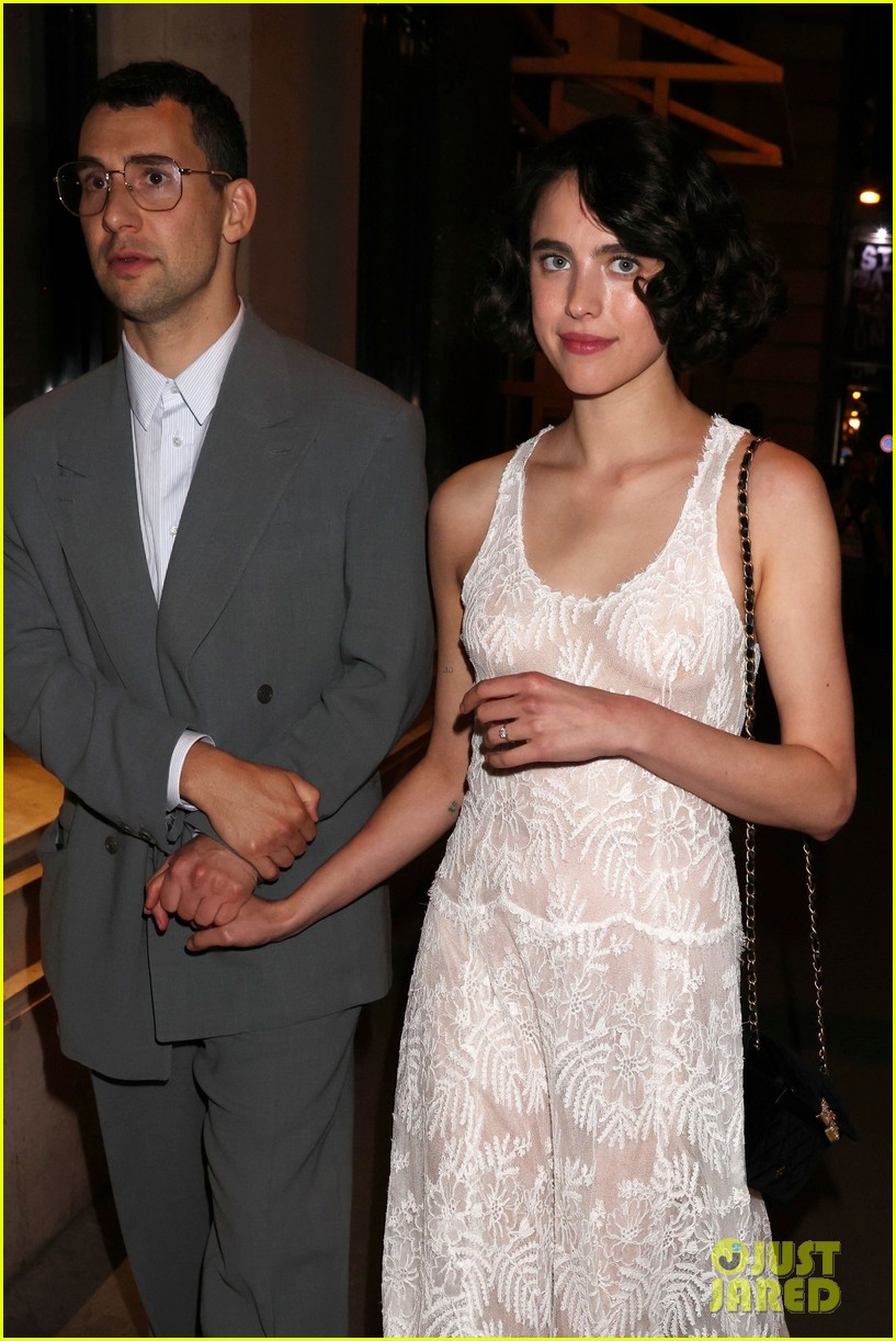 Margaret Qualley and Fiance Jack Antonoff Hold Hands During Night Out ...