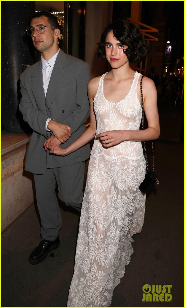 Margaret Qualley and Fiance Jack Antonoff Hold Hands During Night Out ...