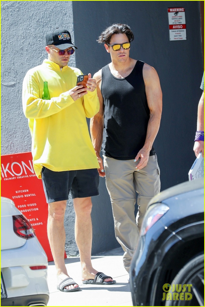 Tom Sandoval & Tom Schwartz Reunite to Film for 'Vanderpump Rules' Season 11 in L.A.: Photo ...