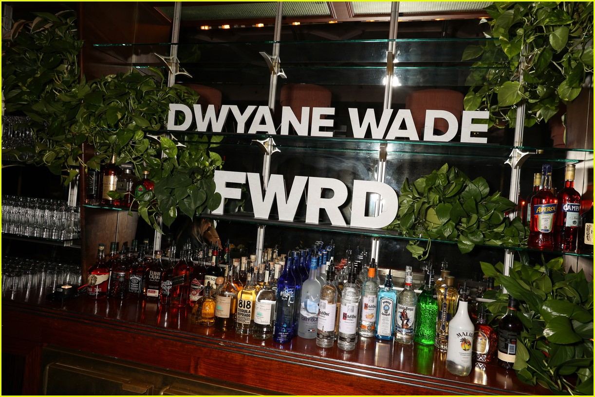 Dwyane Wade Hosts Star-Studded Party to Celebrate NBA Hall of Fame ...