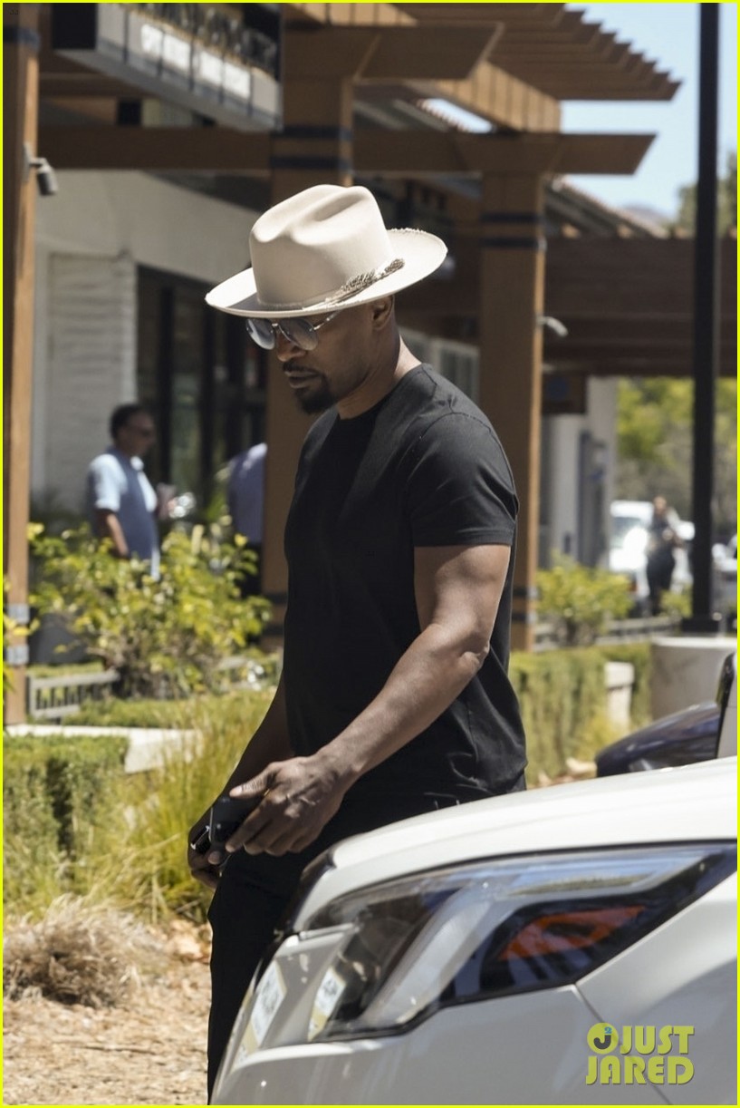 Photo: jamie foxx happy healthy friday outing 27 | Photo 4961681 | Just ...