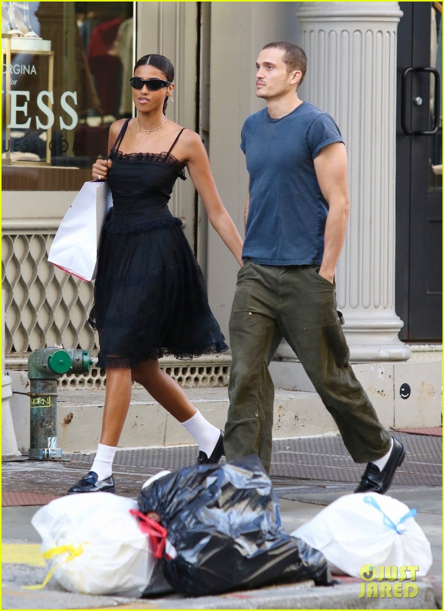 Karl Glusman & Model Imaan Hammam Hold Hands During Day Out in NYC ...