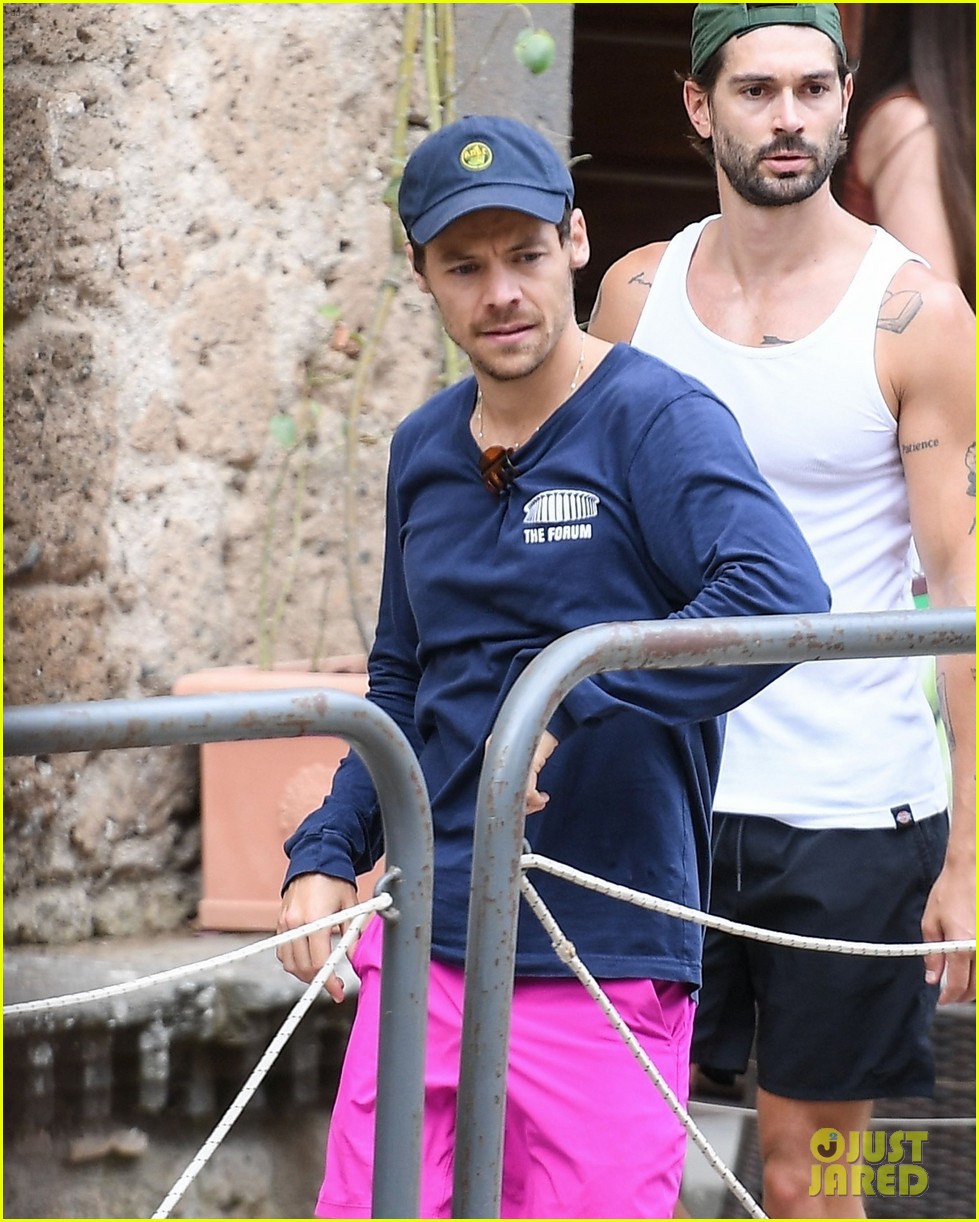 Harry Styles Spotted Jogging Around Italy with His Personal Trainer in ...