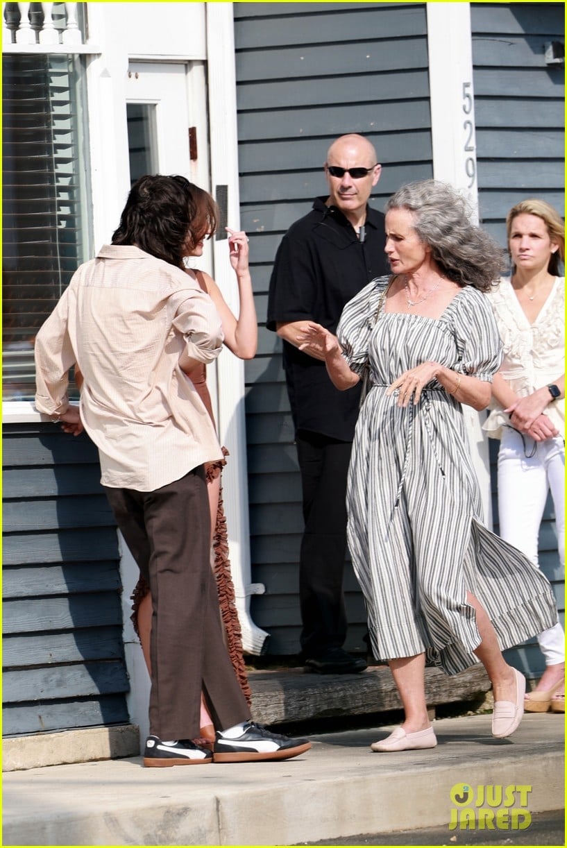 Rainey Qualley Hugs & Kisses Actor & Musician Kane Ritchotte at Sister ...