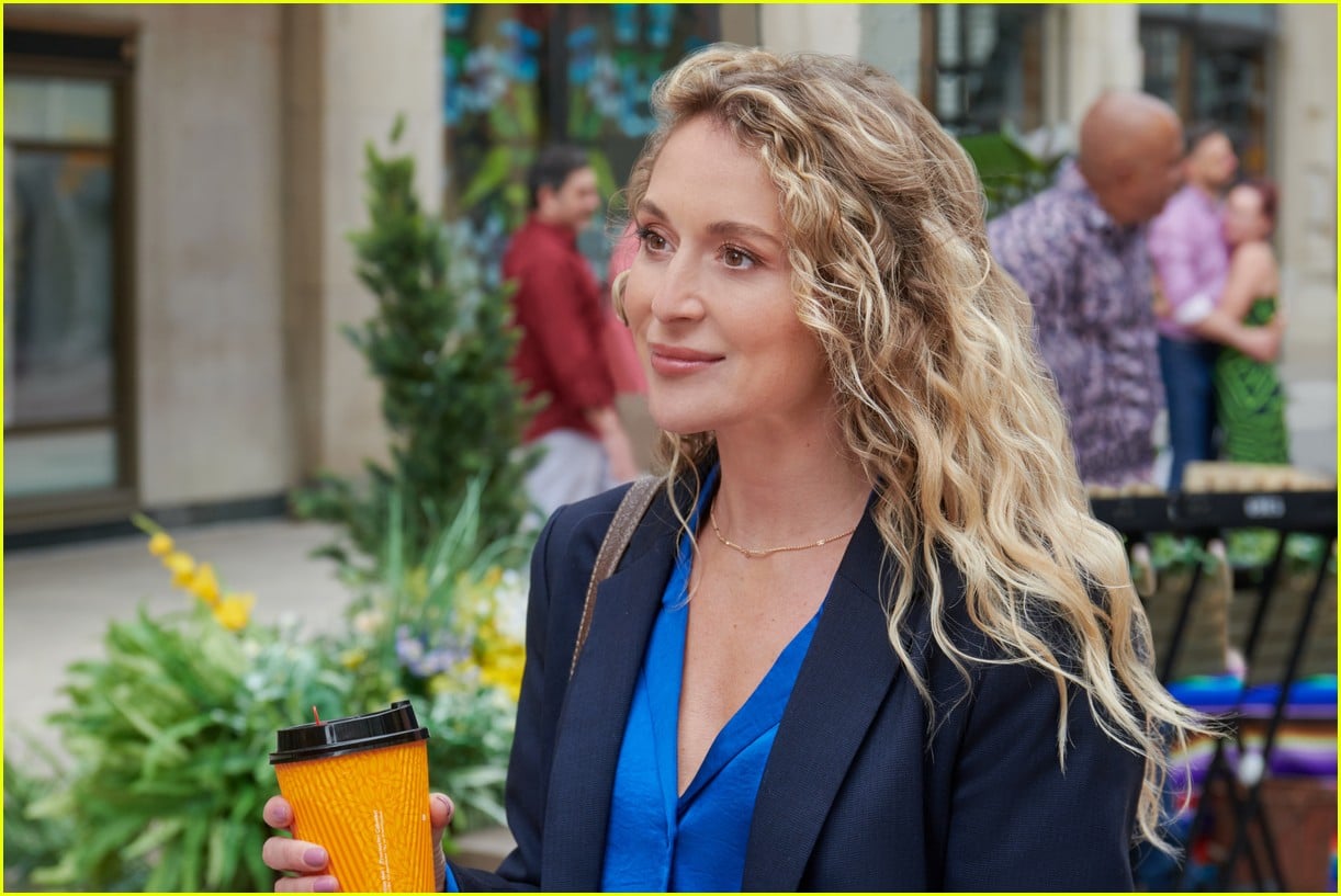 Carlos & Alexa PenaVega Celebrate Their Birthdays With A Double ...