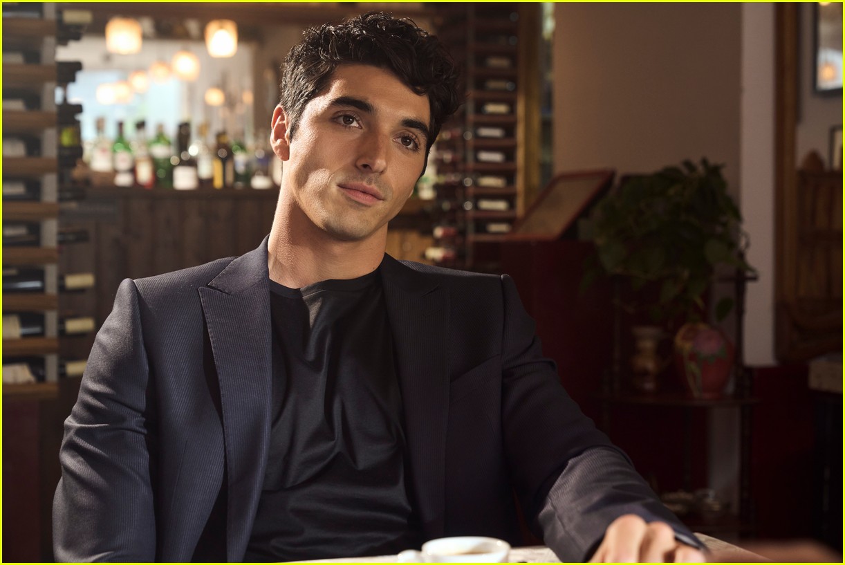 Best Tweets About Uma Thurman's Accent in 'Red, White & Royal Blue' Movie: Photo 4960974 | Uma ...