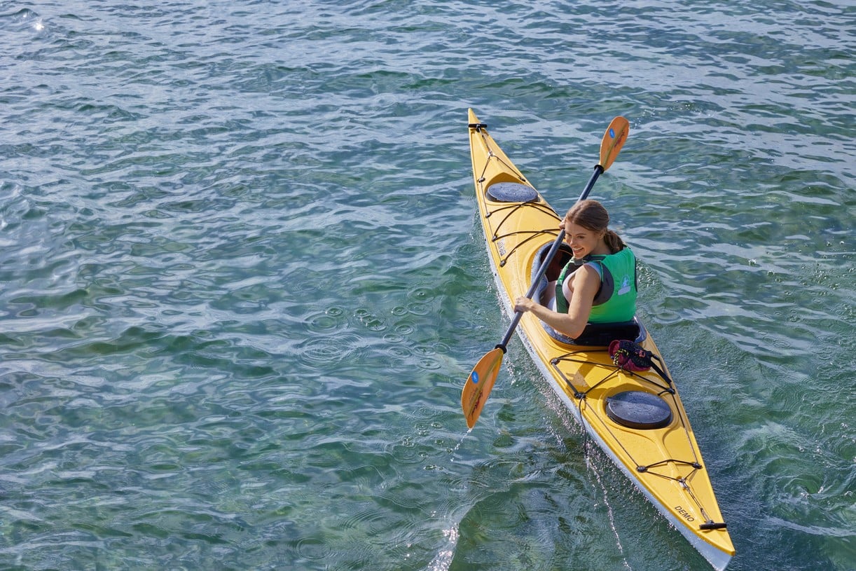 Holland Roden & Corey Cott Rekindle A Summer Romance in Hallmark ...