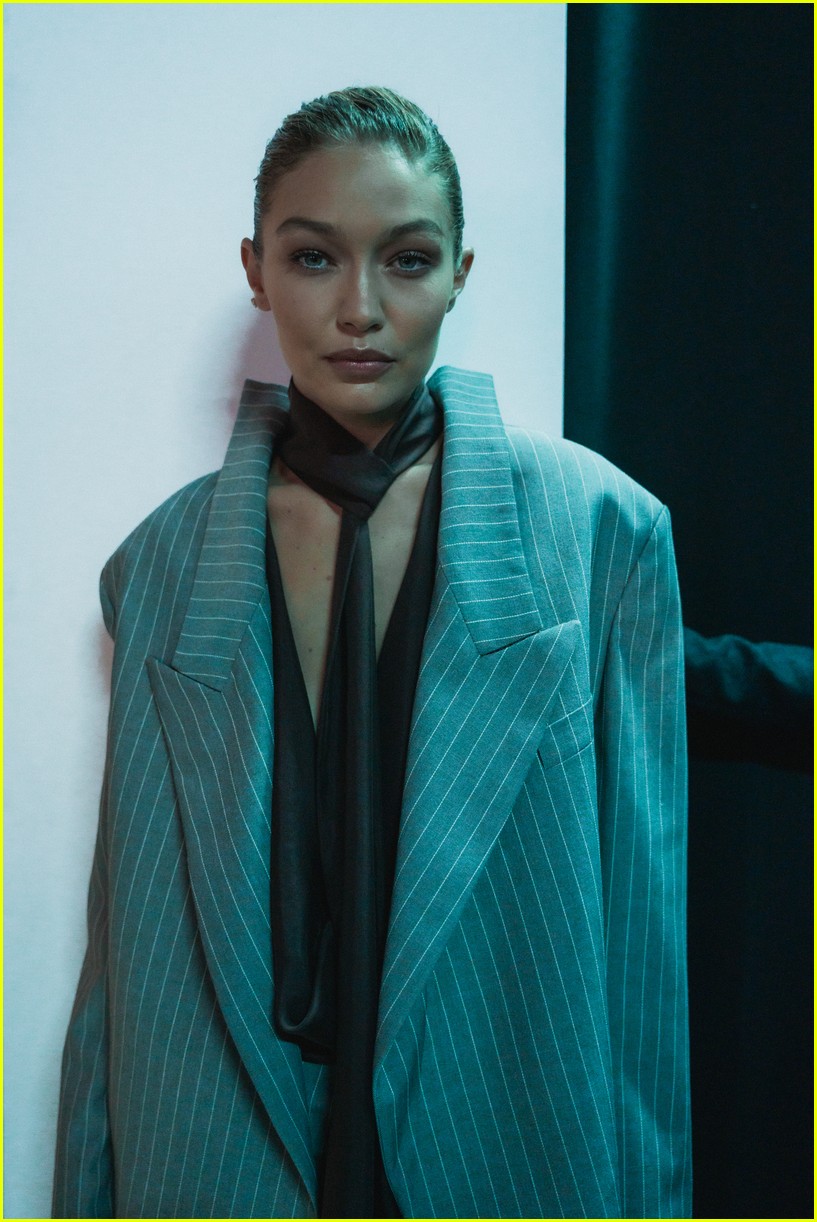 Ashley Graham Takes Fans Behind the Scenes of BOSS Runway Show in Milan ...