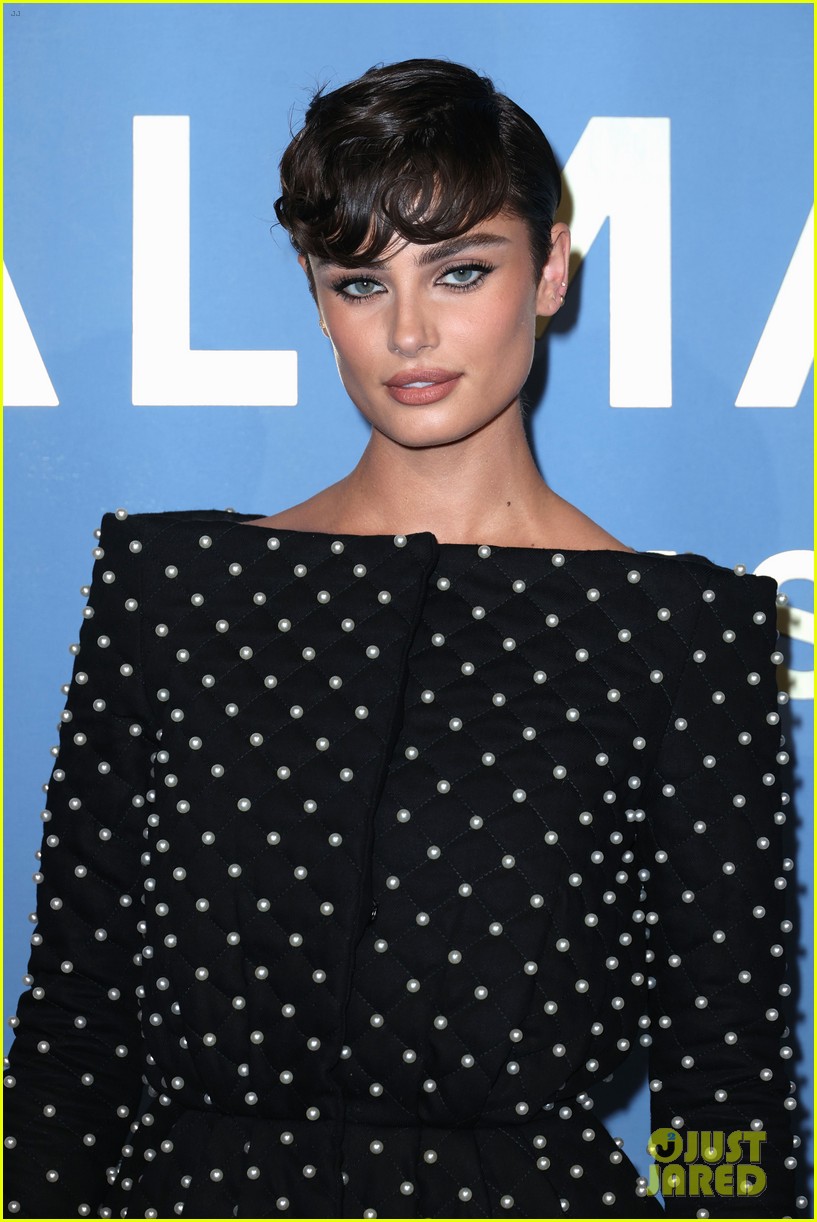 Cher & On-Again Boyfriend Alexander 'AE' Edwards Hold Hands Arriving at ...