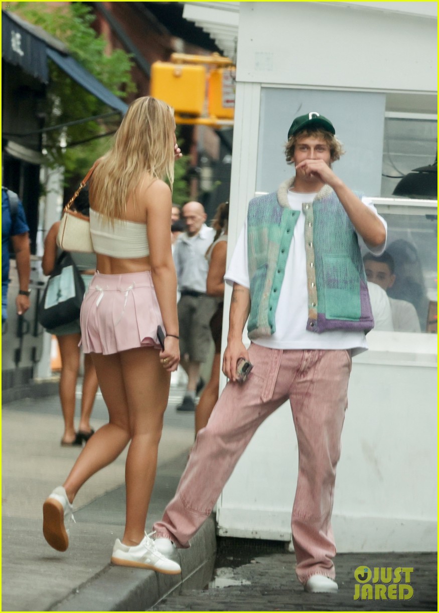 Music Video Director Cole Bennett Spotted Hanging with Model Olivia ...