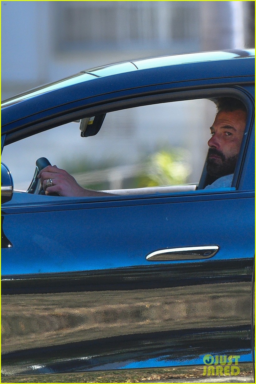 Ben Affleck Gives Ex-Wife Jennifer Garner a Ride After a Tuesday ...