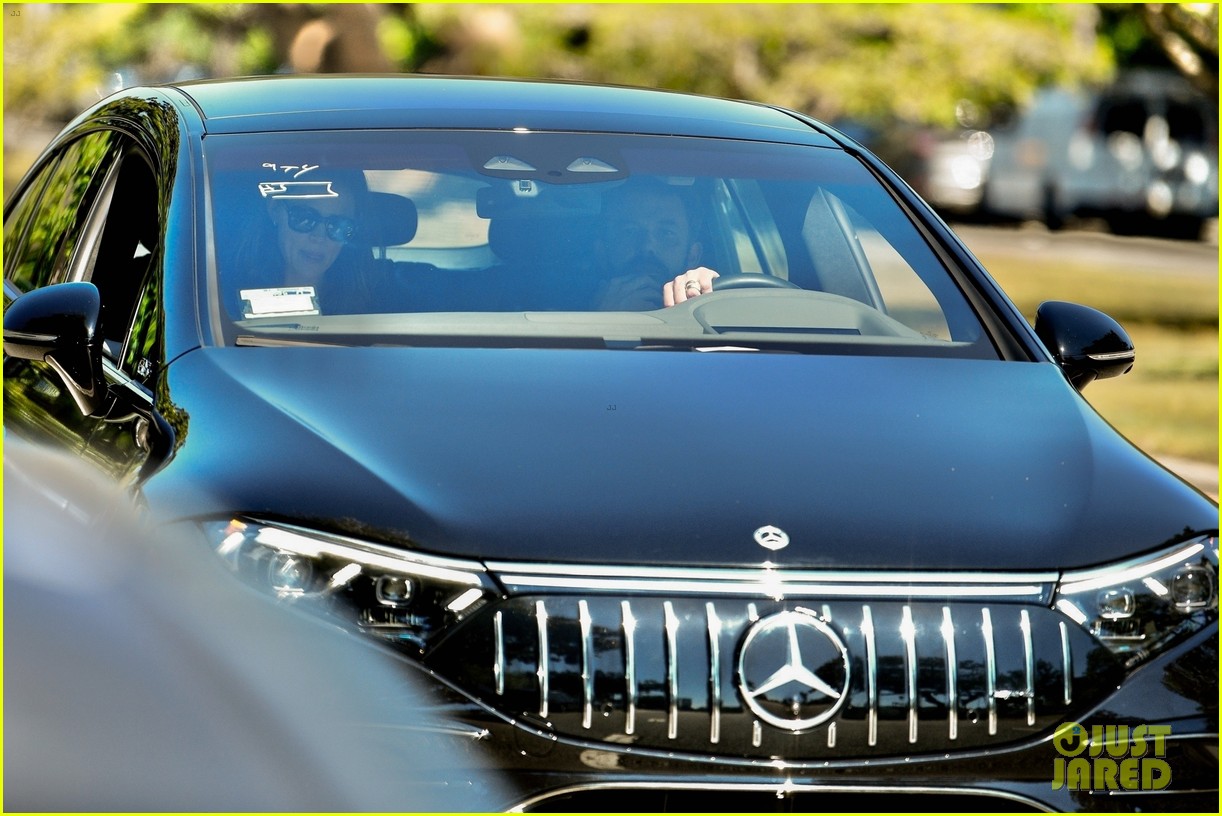 Ben Affleck Gives Ex-Wife Jennifer Garner a Ride After a Tuesday ...