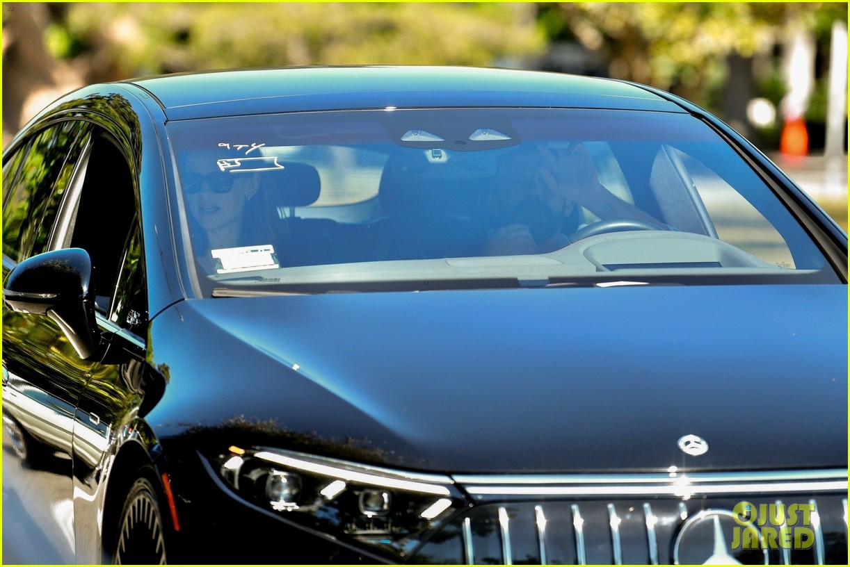 Ben Affleck Gives Ex-Wife Jennifer Garner a Ride After a Tuesday ...