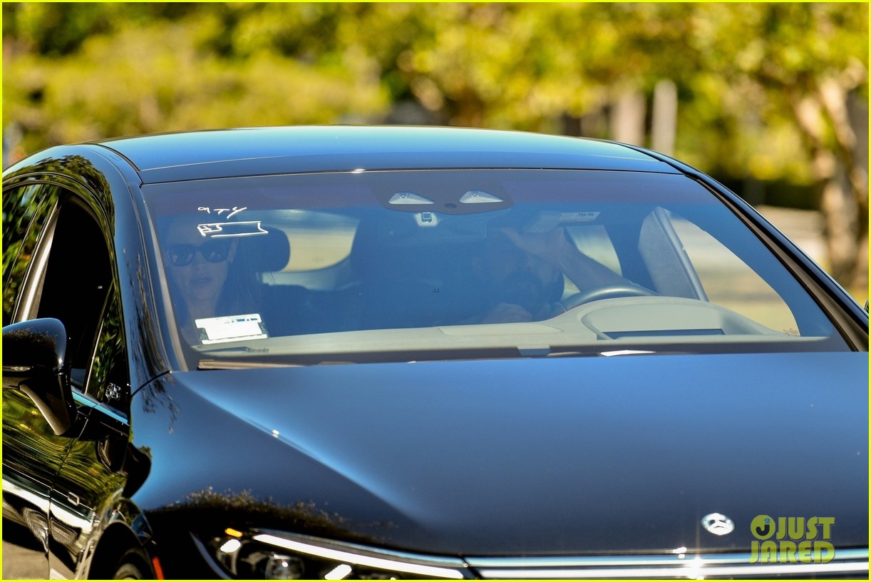 Ben Affleck Gives Ex-Wife Jennifer Garner a Ride After a Tuesday ...