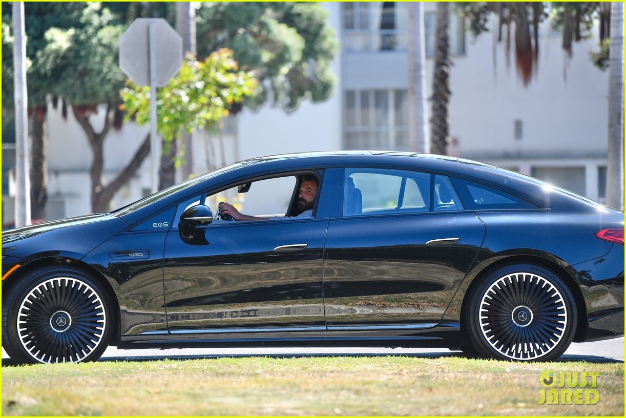 Ben Affleck Gives Ex-Wife Jennifer Garner a Ride After a Tuesday ...