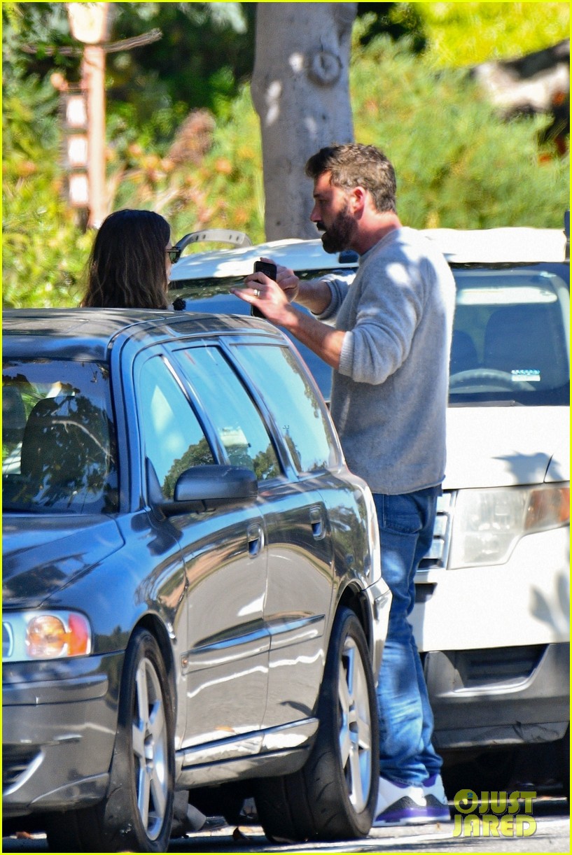 Ben Affleck Gives Ex-Wife Jennifer Garner a Ride After a Tuesday ...